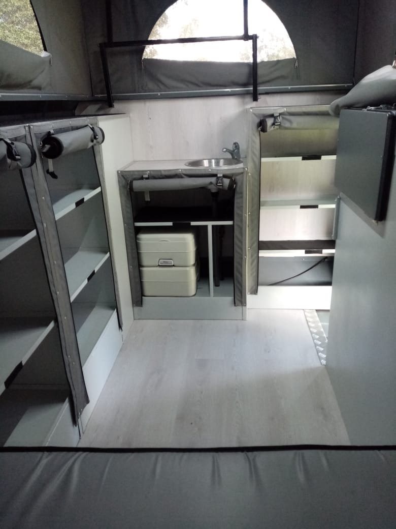 Caravan Hire Pretoria: Compass Offroad Renoster | Kampi.co.za